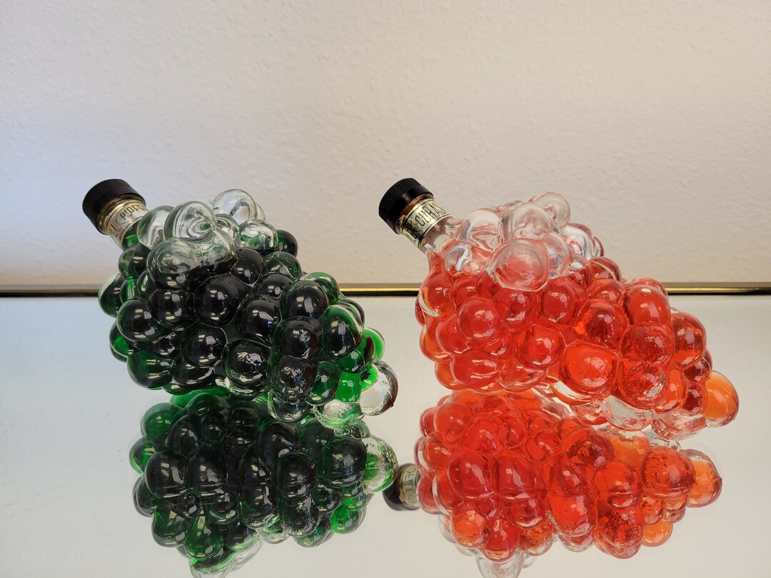 Decorative Grapes Decanter Bottles Pair / Clear Glass Grape Cluster / 2 ...