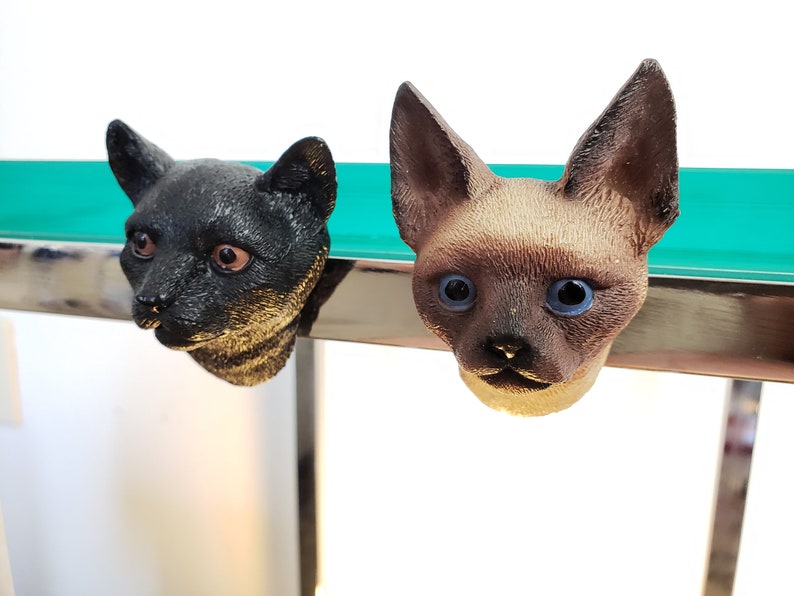 Cat Head Magnets / Pair of Chris Thomas Feline Magnets / - Etsy