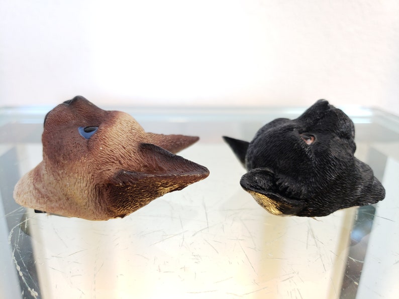 Cat Head Magnets / Pair of Chris Thomas Feline Magnets / - Etsy