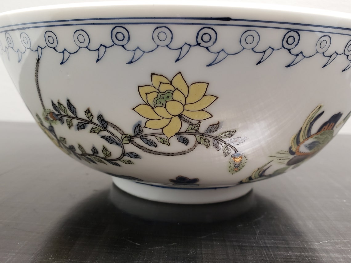 Canton Ware Hong Kong Bowl / Hand Painted Porcelain Bowl / | Etsy