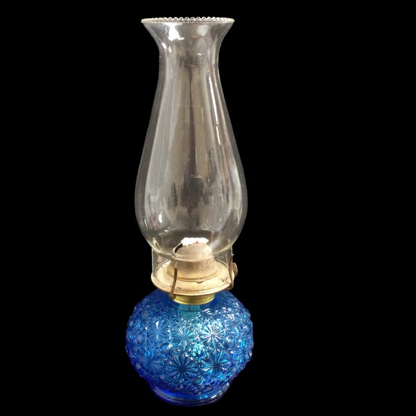 Vintage Oil Lamp - Etsy