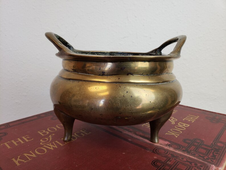 Chinese Bronze Xuande Censer Pot / Ceremonial Meditation Decor - Etsy