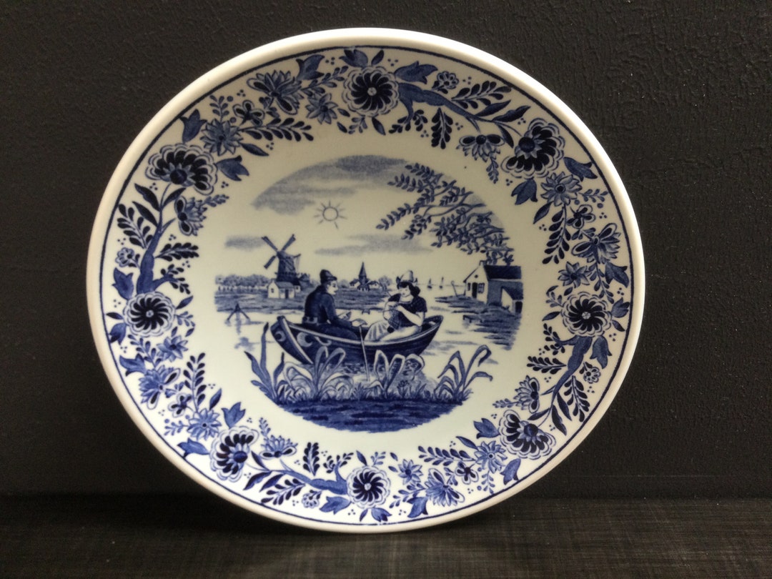 Delfts Blue Plate Royal Sphinx Holland Delftware 8 1/2 Blue & White ...