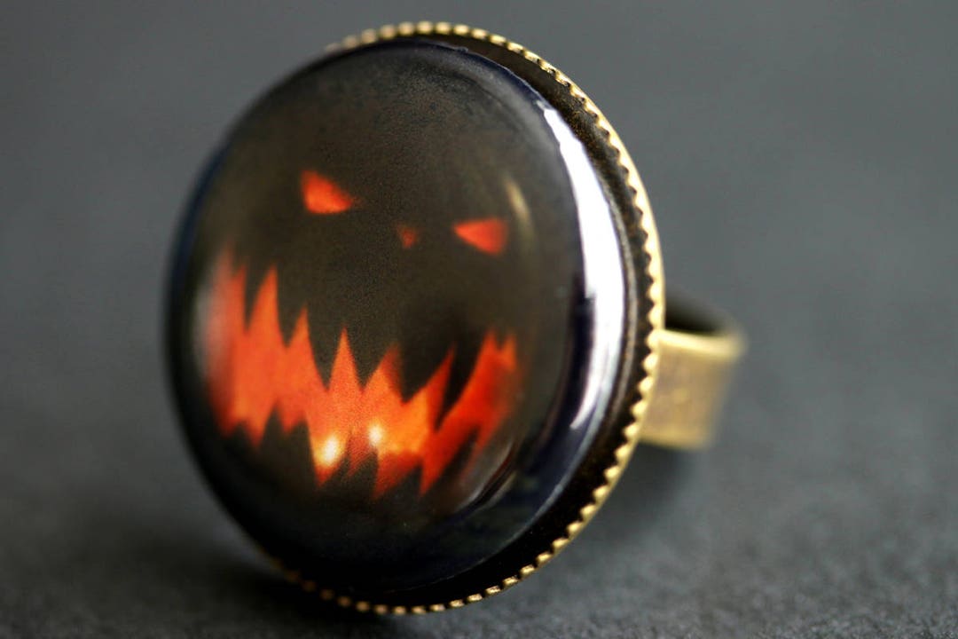 Halloween Ring. Scary Jack O Lantern Face Ring. Graphic Button Ring ...