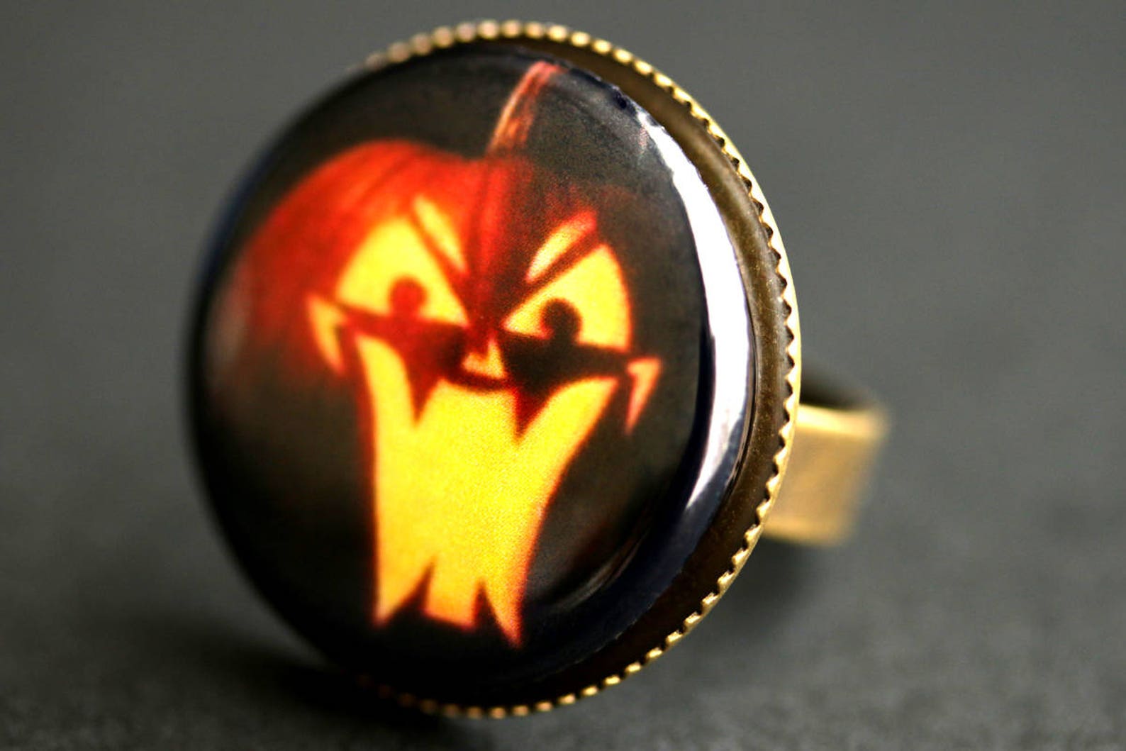 Screaming Jack O'lantern Ring. Halloween Ring. Graphic Button Ring ...