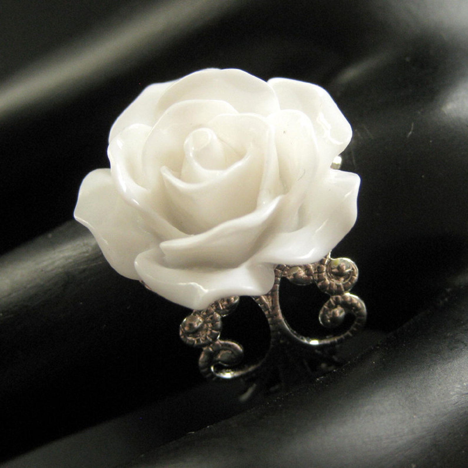 White Rose Ring. White Flower Ring. Filigree Ring. Adjustable - Etsy