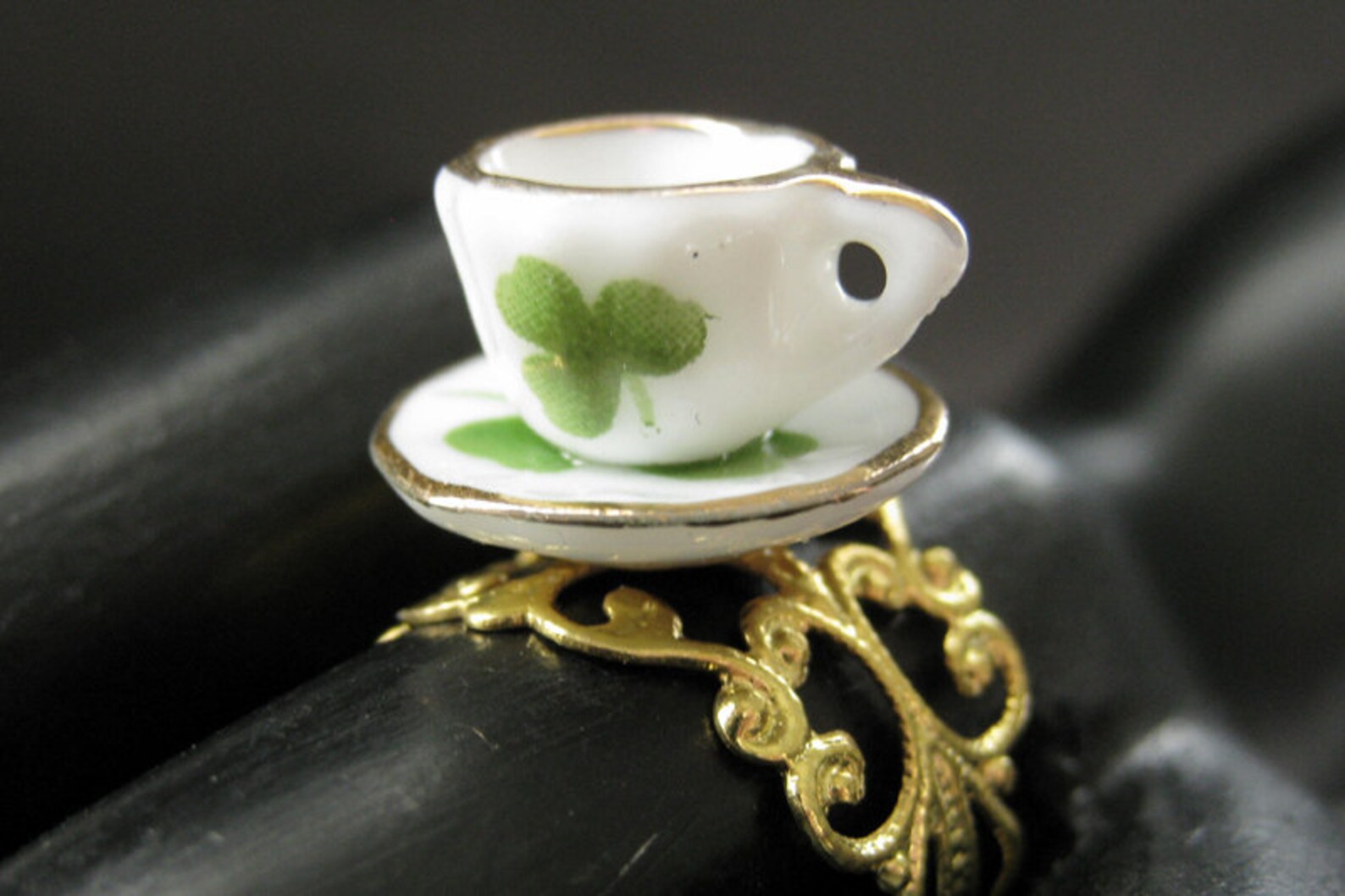 Porcelain Teacup Ring. Green Clover Tea Cup Ring. Gold Filigree ...