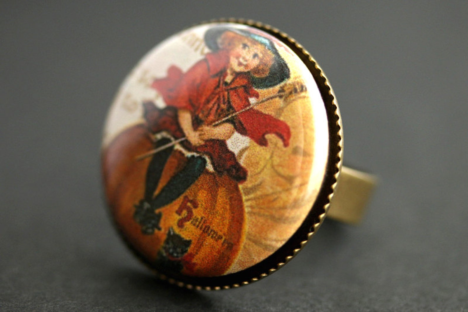 Witch Ring. Novelty Ring. Halloween Ring. Halloween Witch - Etsy