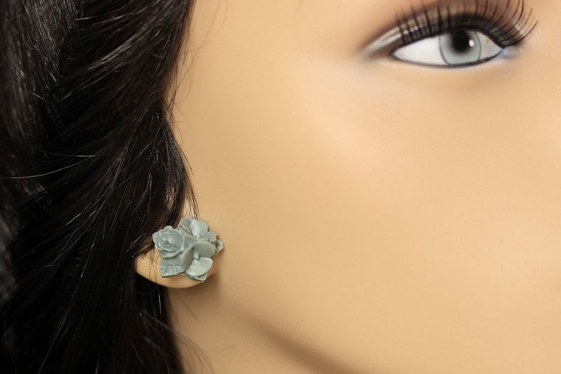 Gray Flower Cluster Earrings. Grey Flower Earrings. Silver | Etsy