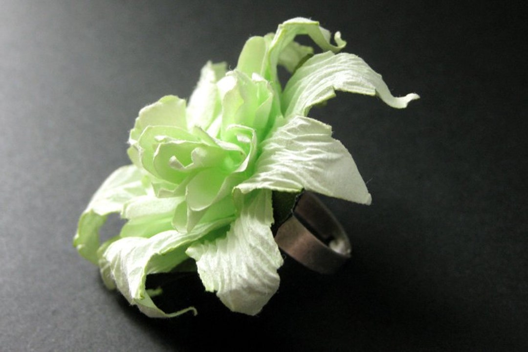 Green Flower Ring. Paper Flower Ring. Light Green Carnation Flower Ring ...