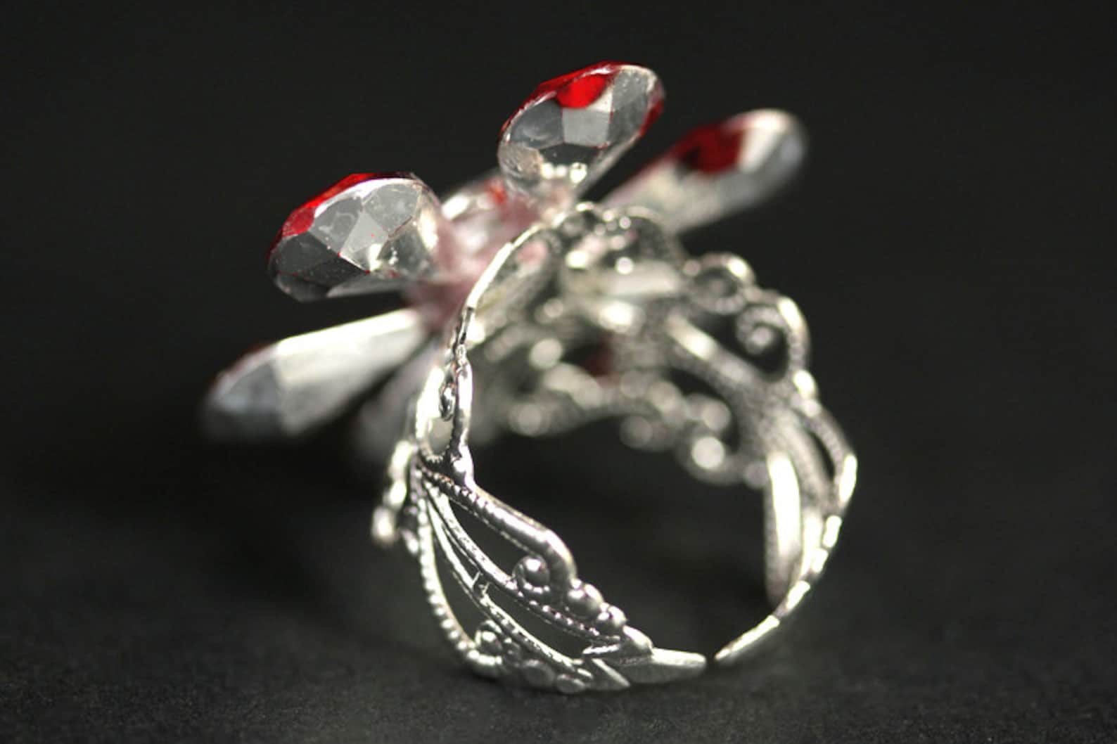 Red Flower Ring. Christmas Flower Ring. Holiday Ring. Red - Etsy