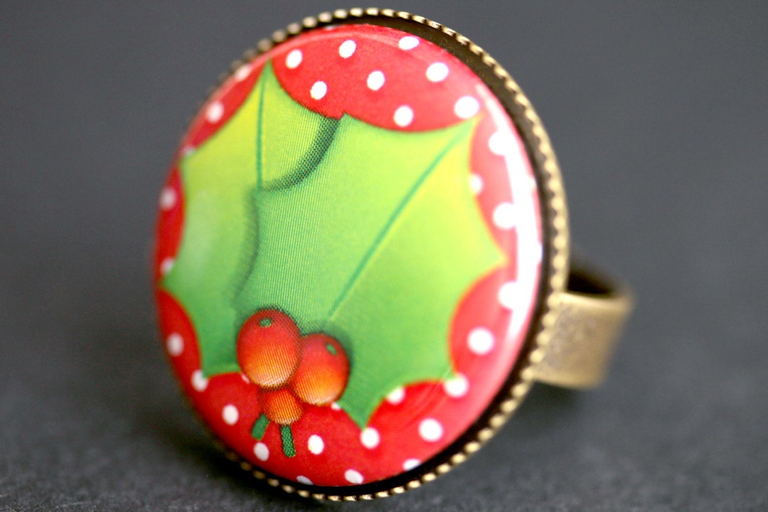 Christmas Holly Ring. Red and Green Christmas Ring. Fun Holiday Jewelry ...