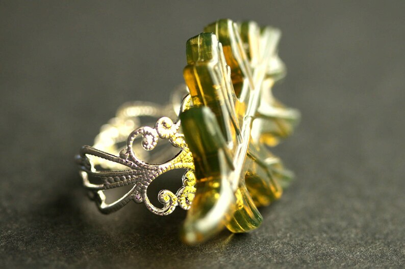 Green Oak Leaf Ring. Autumn Leaf Ring. Fall Leaves Filigree Ring ...