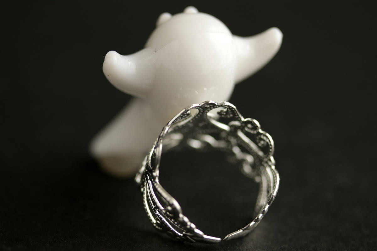 Spooky Ghost Ring. Halloween Ring. Filigree Ring. Adjustable Ring. Gold ...