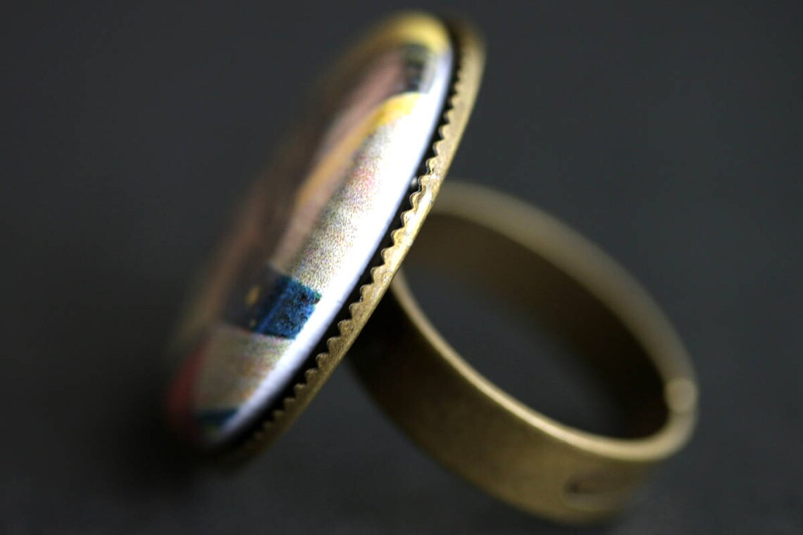 Pretty Witch Ring. Halloween Ring. Vintage Postcard Graphic - Etsy