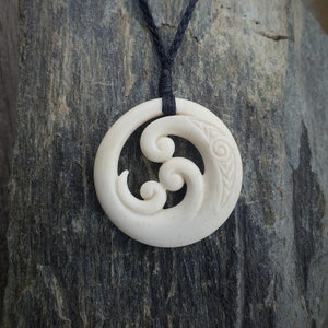 Maori Koru Trinity~ Hand Carved in Bone for Family Unity & Love - Etsy