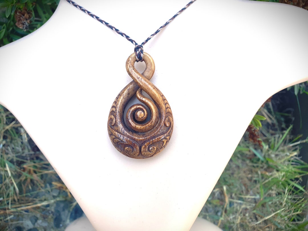 New Zealand Maori Pikorua Symbol~ Hand Carved Cow Bone Pendant 2.3 ...