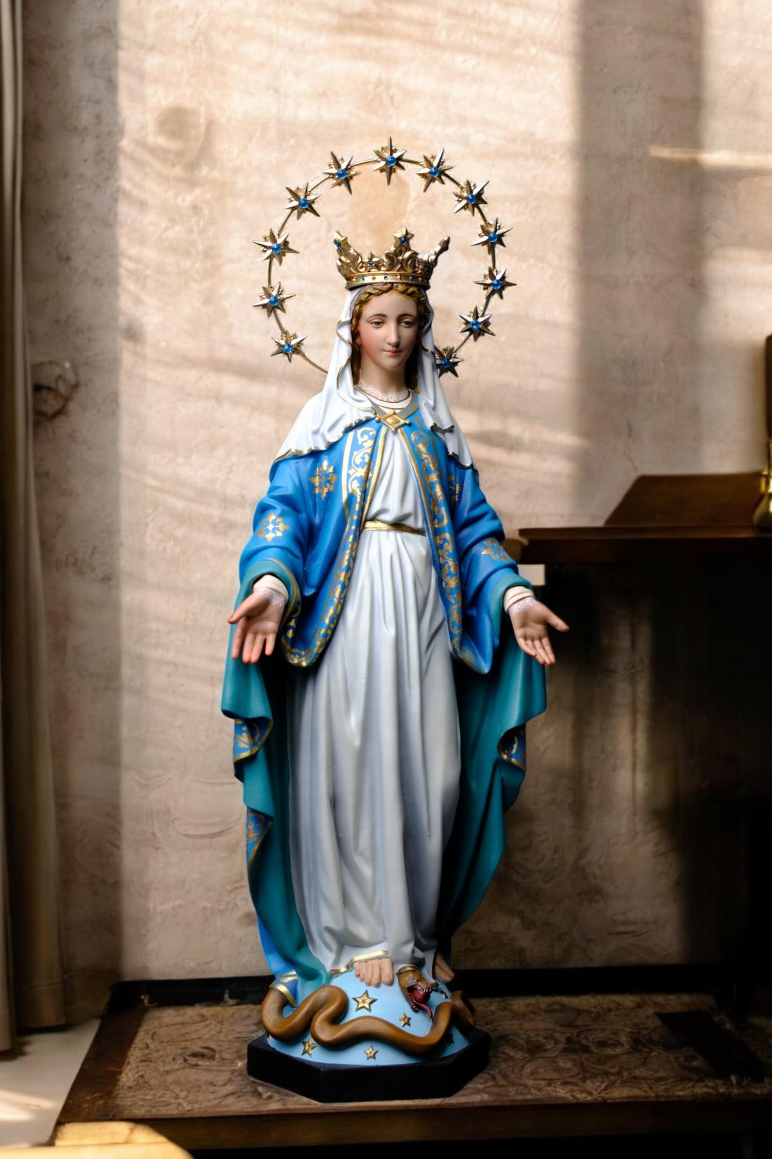 Our Lady of Grace Statue | Hand Painted Antique Catholic Mary With ...