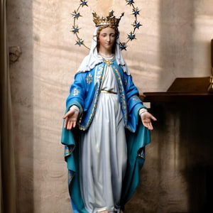 Our Lady of Grace Statue | Hand Painted Antique Catholic Mary With ...