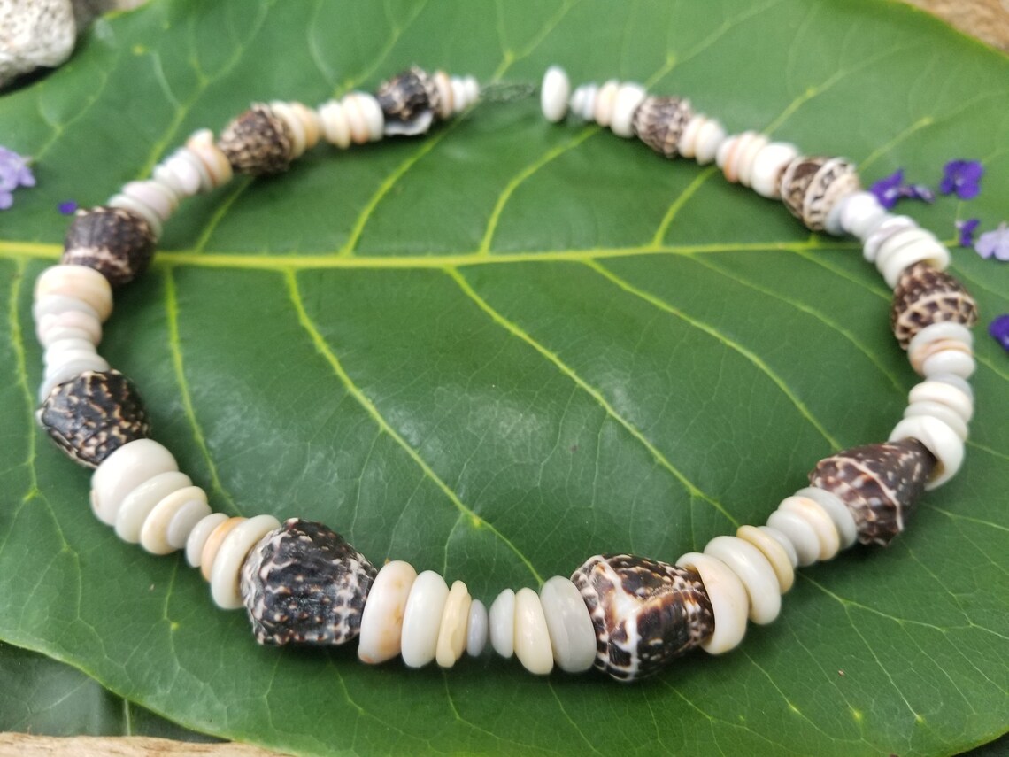 Puka Shell Necklace Puka Shell Lei Kauai Puka Shell Jewelry - Etsy