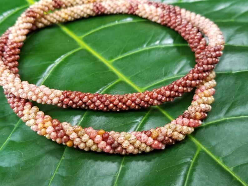 Kahelelani Shell Lei: 25.5' Inch, Kauai Shells, 50lb Nylon String, Four ...