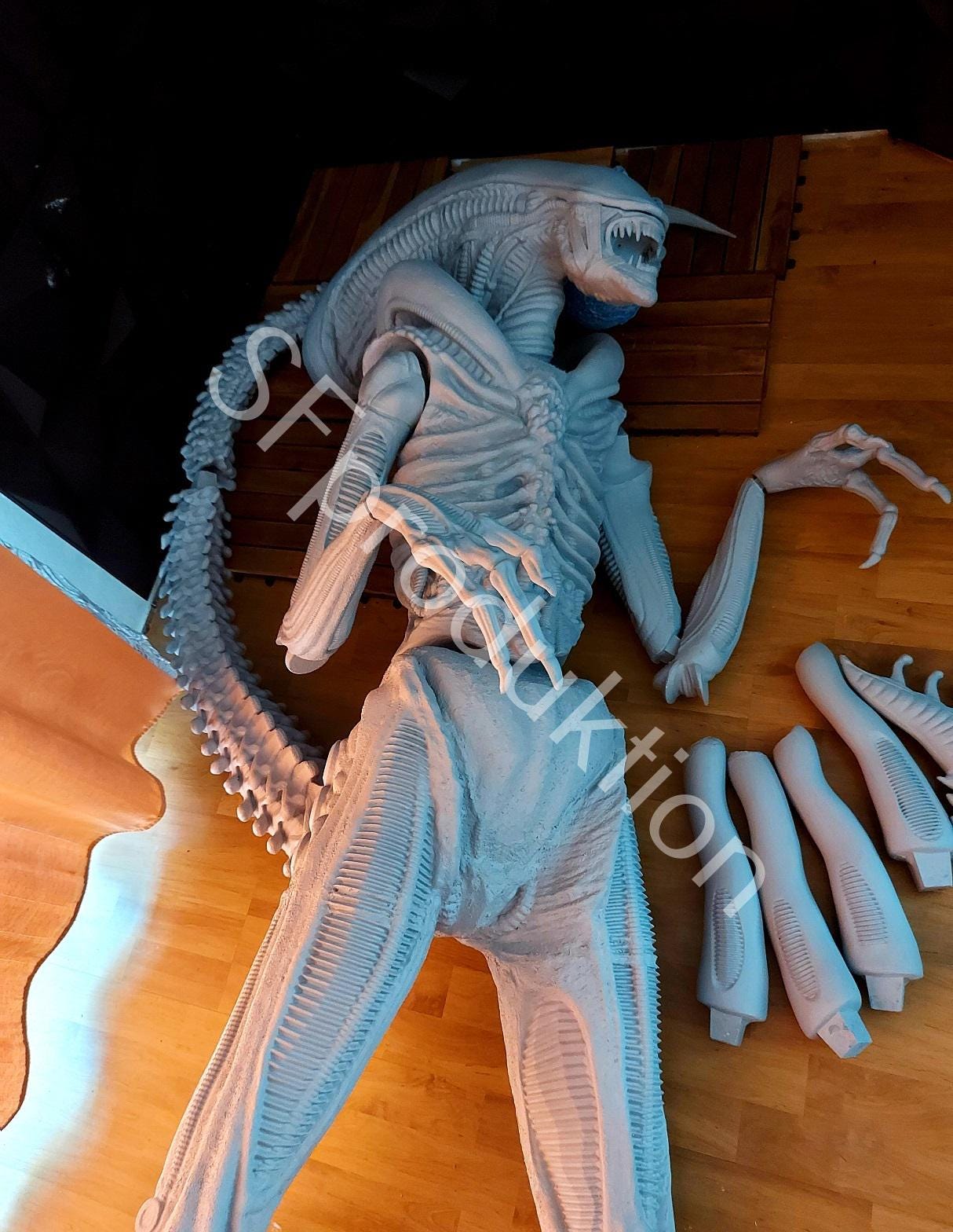 Alien Xenomorph Raw Kit 2m Hoch // Film Figur Bausatz /// Reale Größe ...