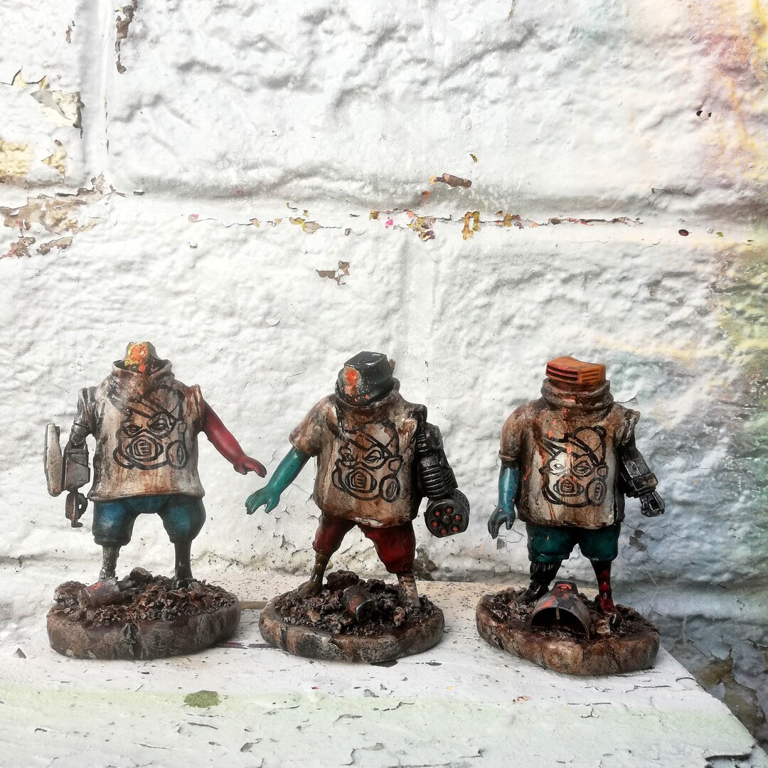 Toy Part Graffiti Character Sculptures Set of 3 - Etsy