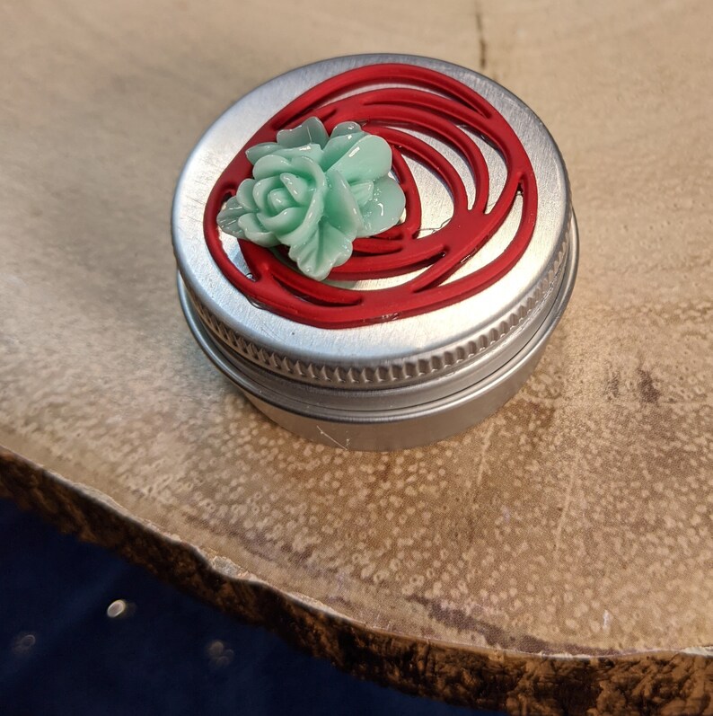 Super Tiny Notions Tins Small Screw Top Tin for Knitting - Etsy