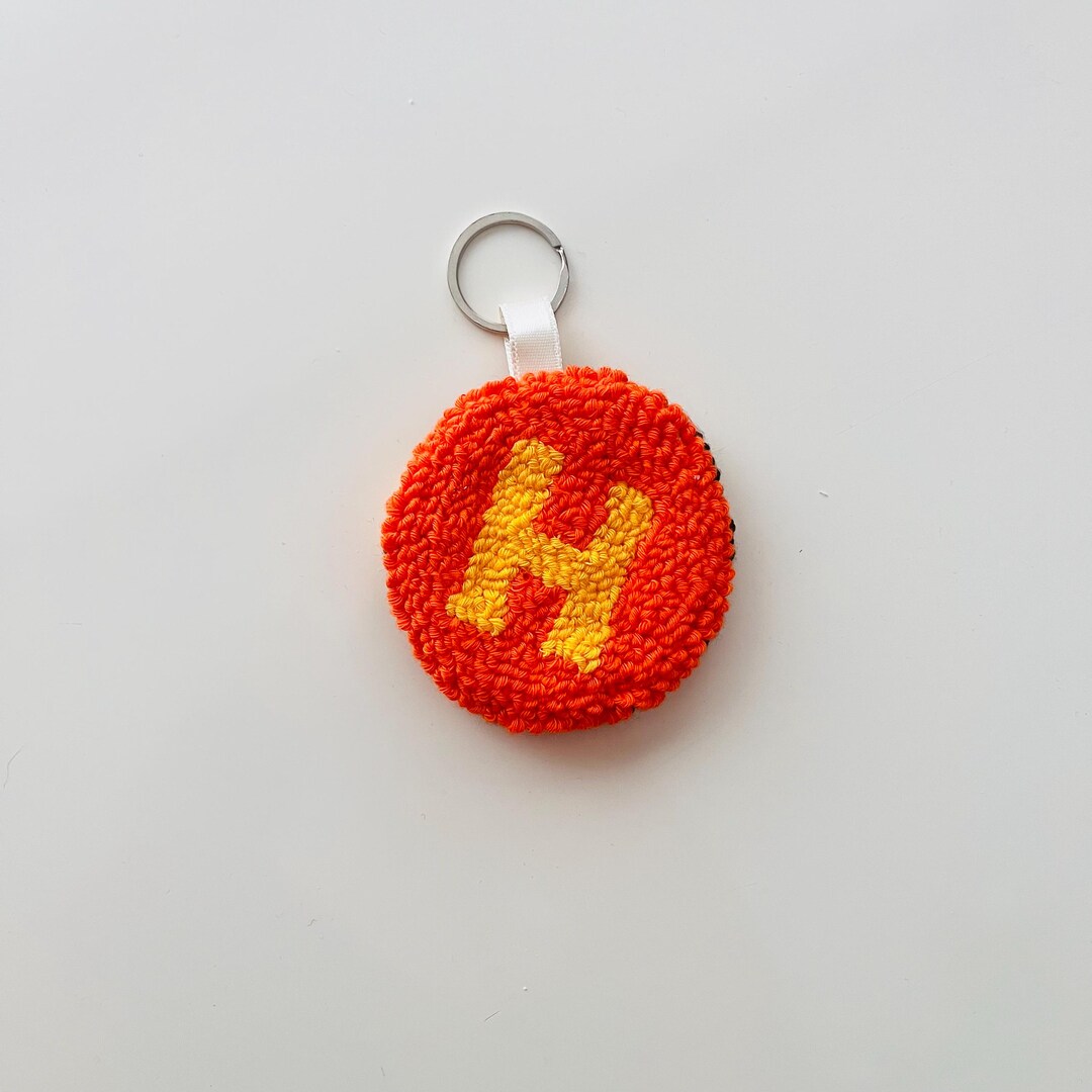 Handmade Punch Needle 'H' Letter Keychain - Personalized Gift - Etsy