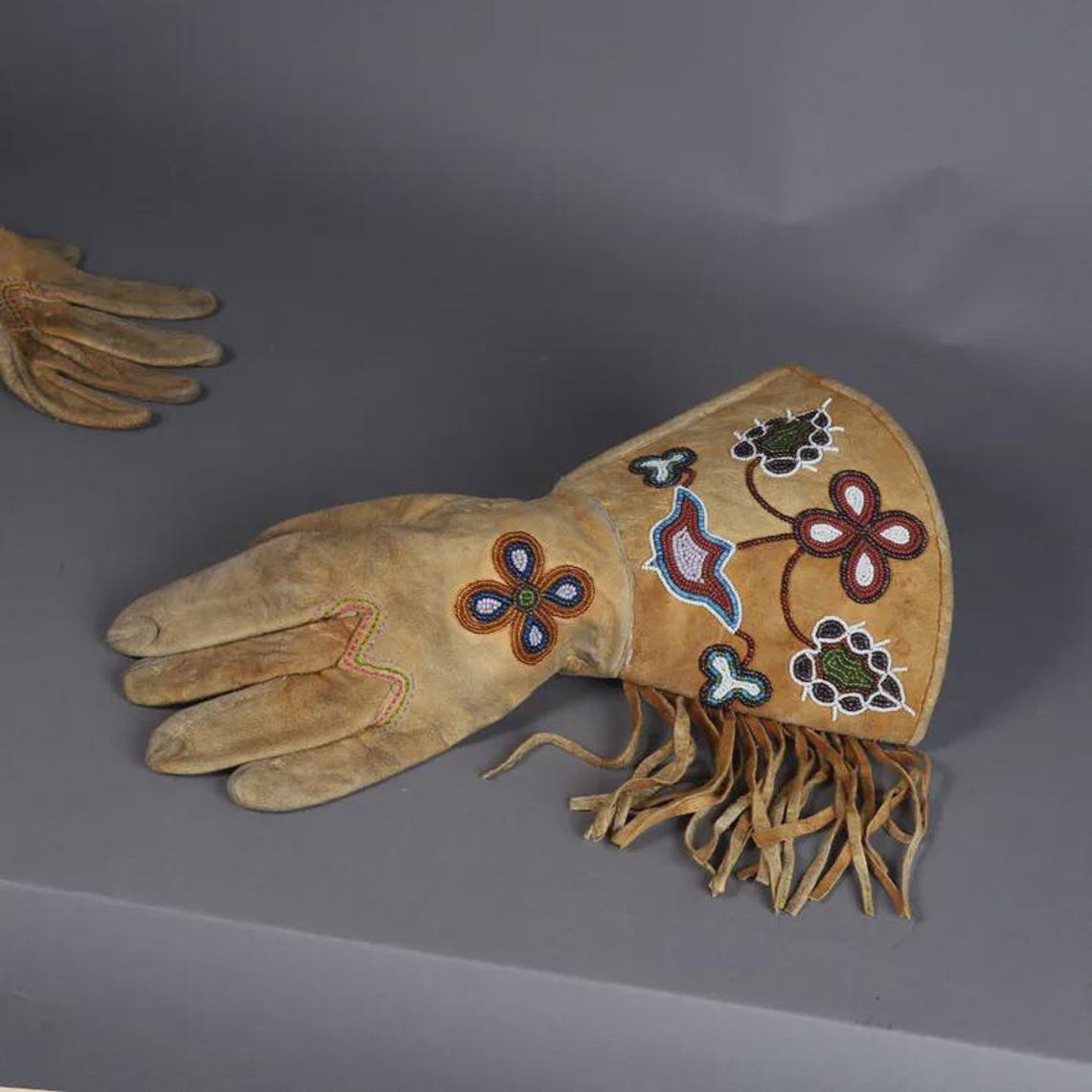 Pair of Native American Beaded Gloves | North American Heritage Style ...