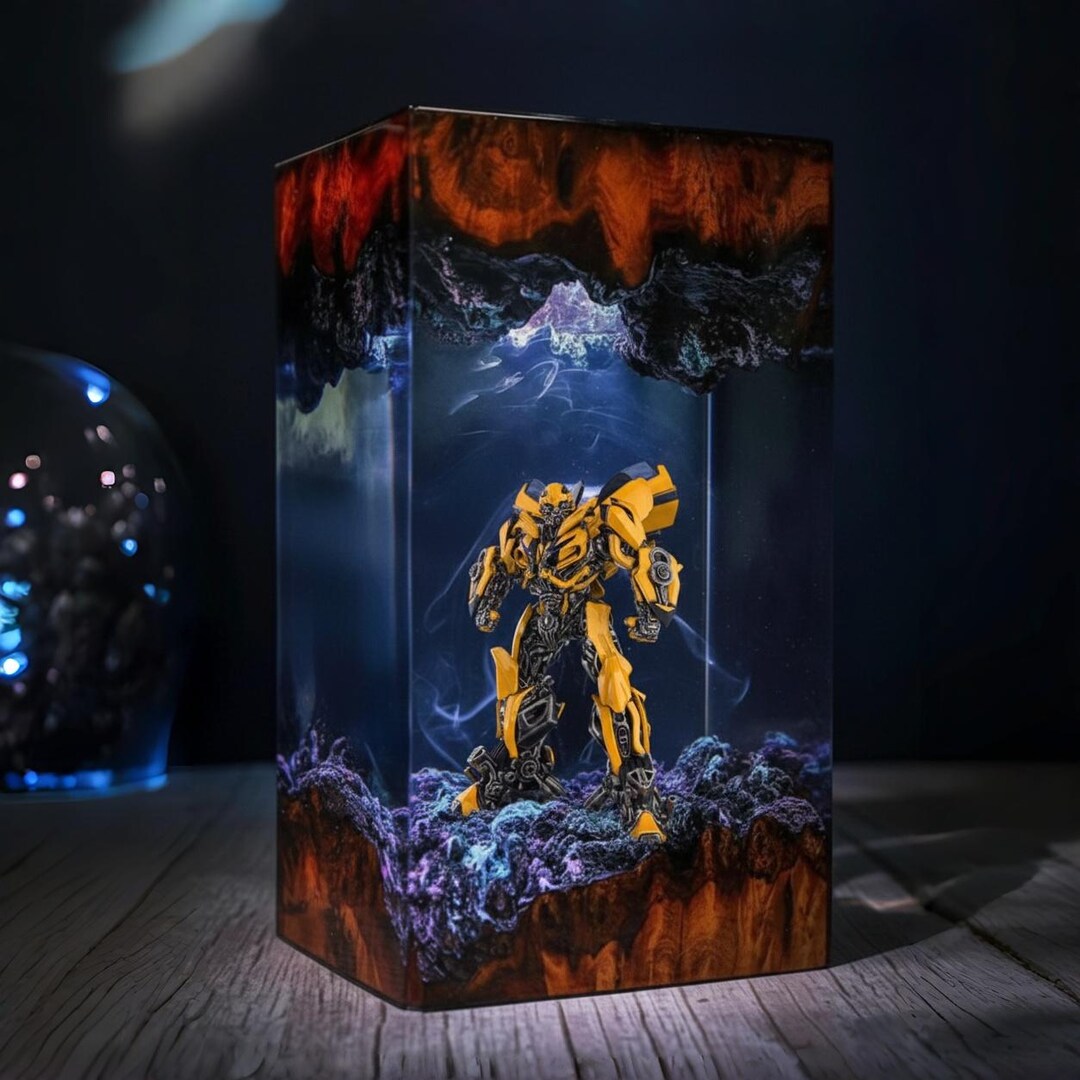 Resin Lamp: Handmade Monster Night Light, Epoxy Wood Decoration - Etsy
