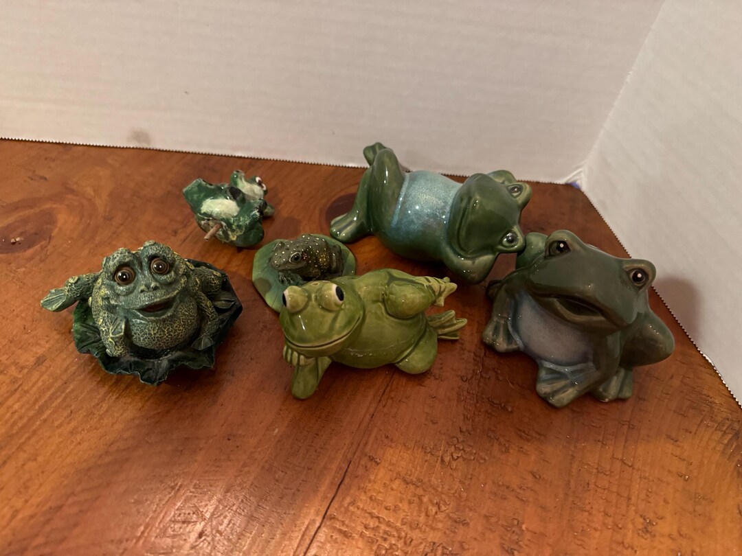 Vintage Group of Frog Figurines Froggie Follies Salt Shaker Plant ...