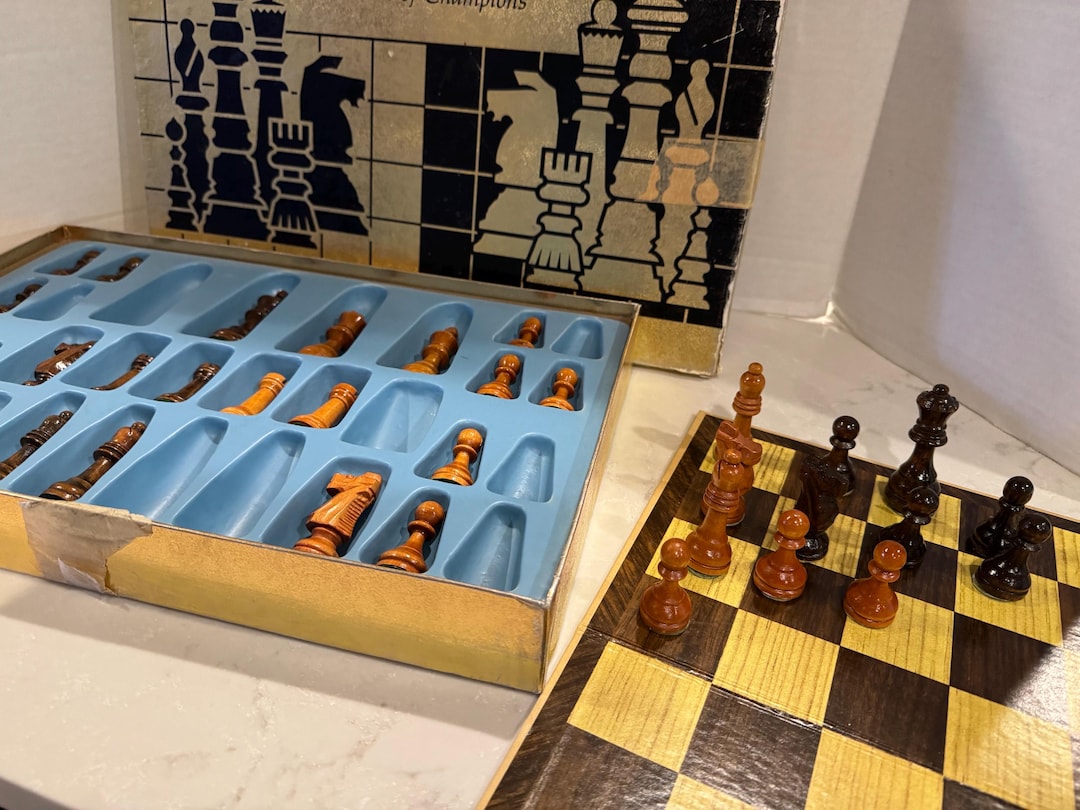Large Vintage Chess Set Carved Wood Rustic Chessmaster - Etsy