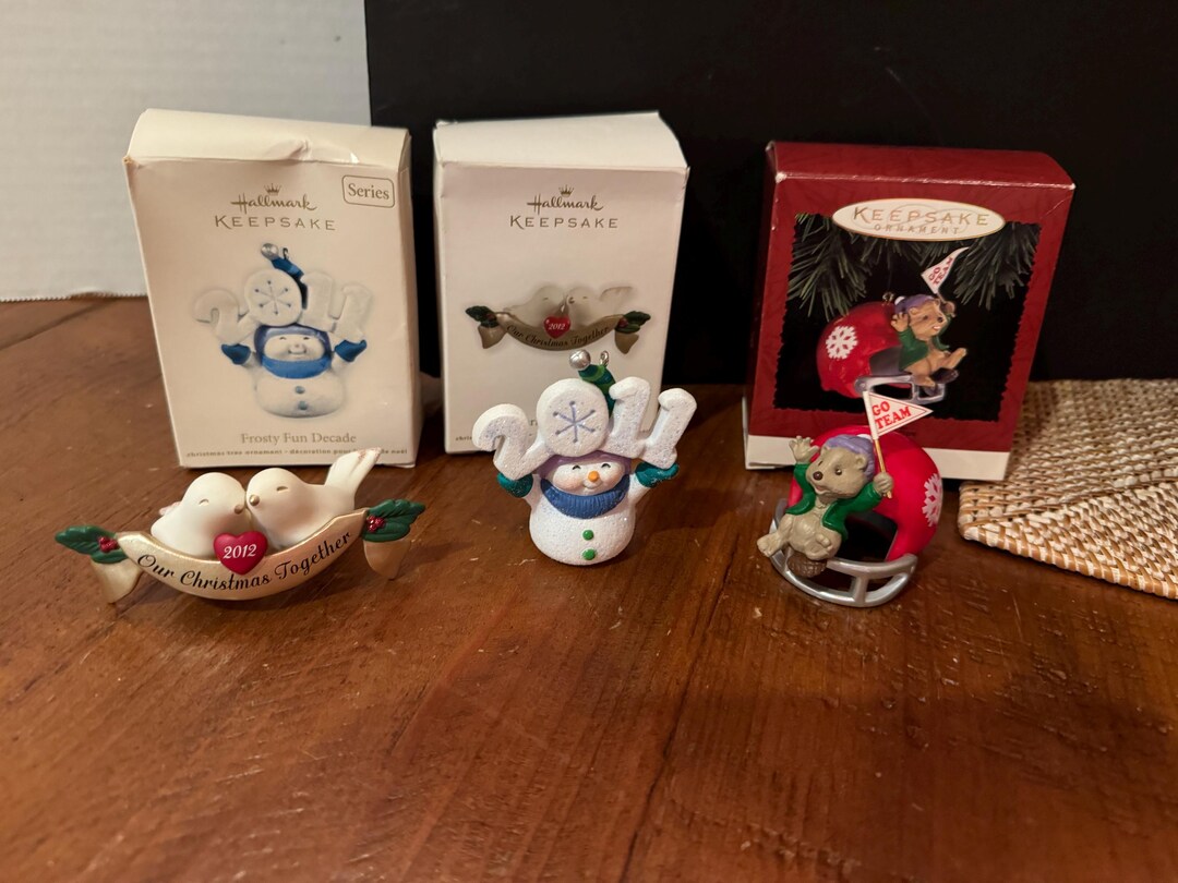 Hallmark Keepsake Ornament Noah’s Ark Bearing the Colors Monopoly Man Taz 4th Christmas Panda - Etsy