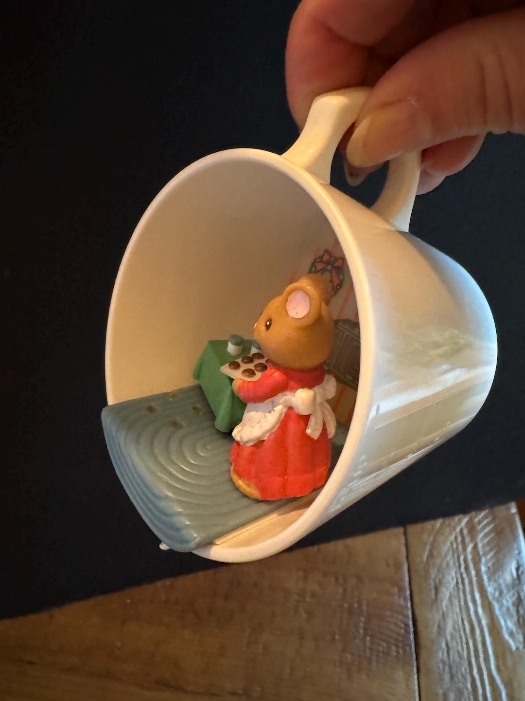 Vintage Avon Merry Mice Treat in Measuring Cup Christmas Ornament Light ...