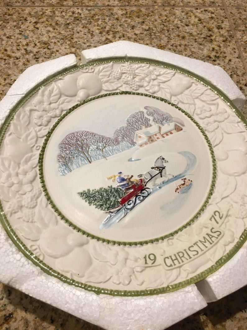 Vernon Ware Christmas Plate 1972 Jingle Bells Sleigh Ride - Etsy