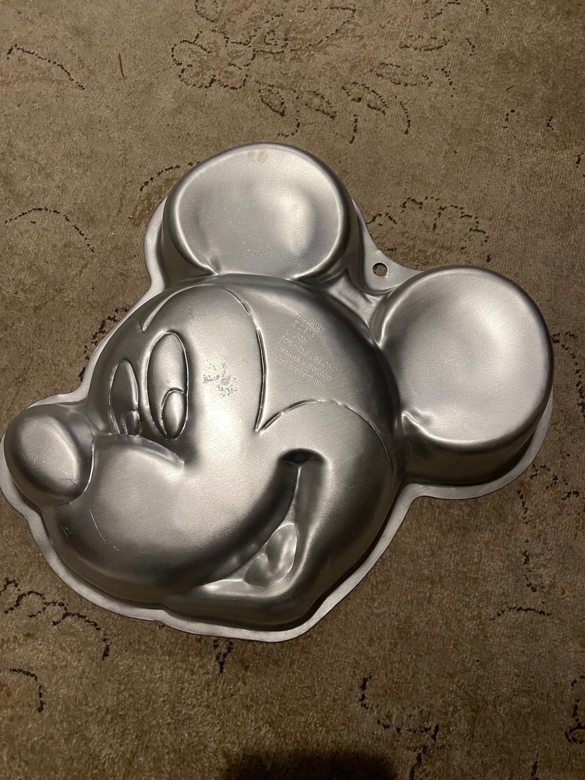 Vintage Wilton Mickey Mouse Aluminum Cake Pans - Etsy