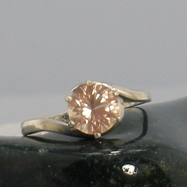 Oregon Sunstone - Etsy