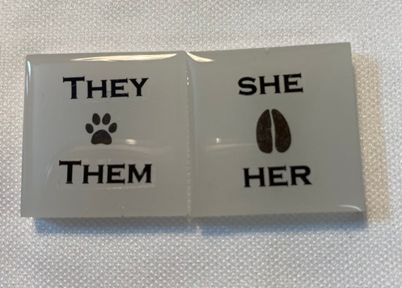 Furry Pronoun Paw Pins | Etsy