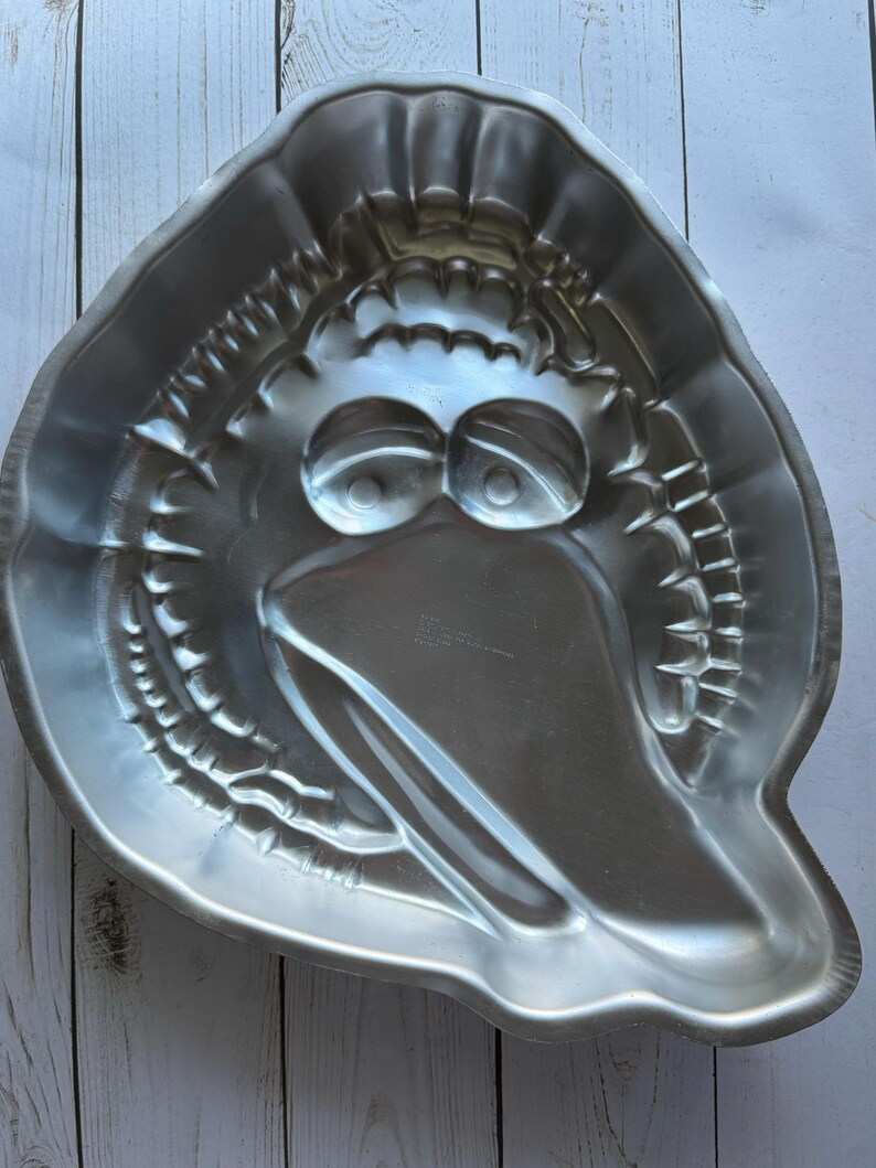 Vintage 1994 Sesame Street Cake Pans: Big Bird & Cookie Monster Wilton ...