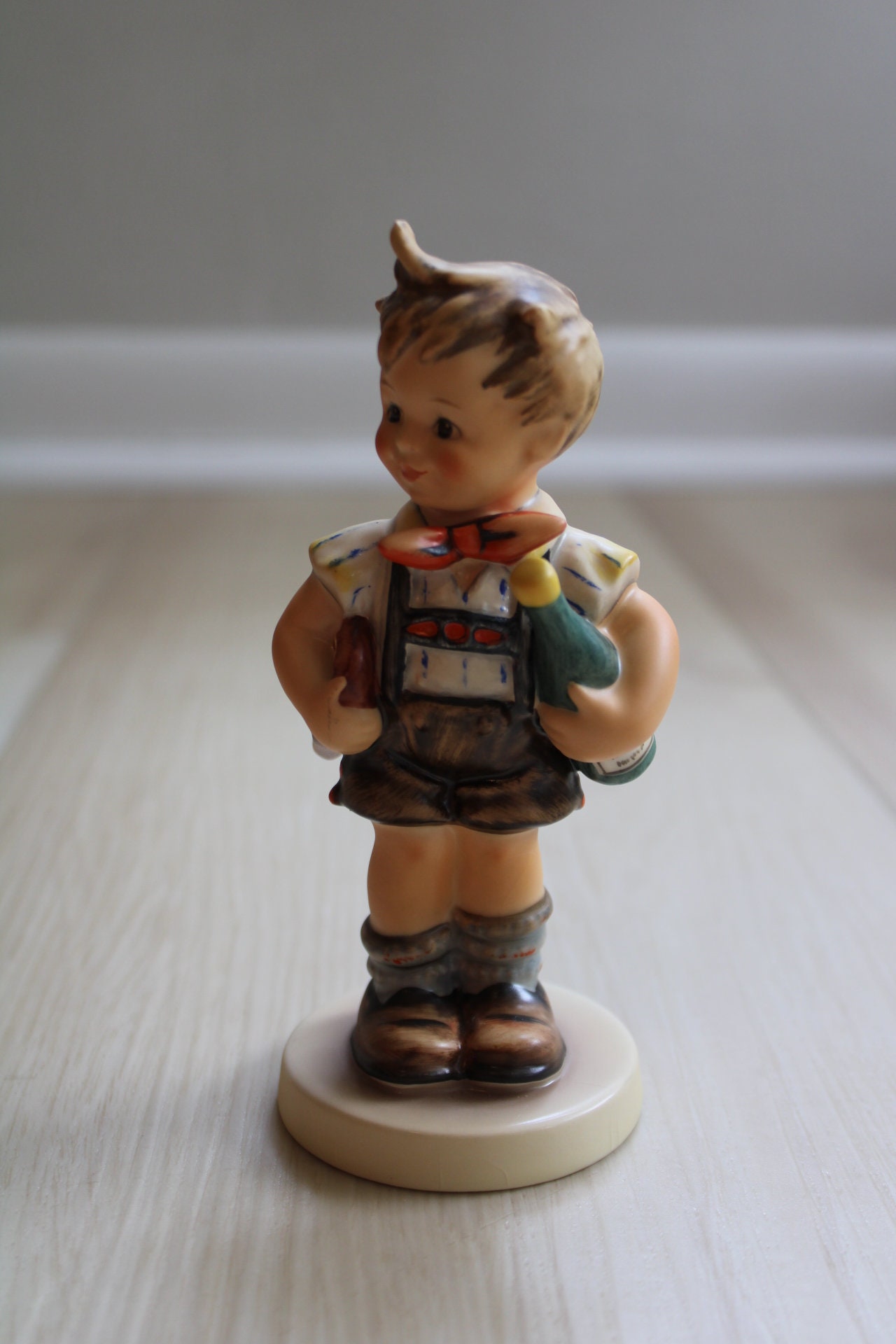 Hummel Goebel Collectors Club Valentine Joy Figurine 399 Special ...