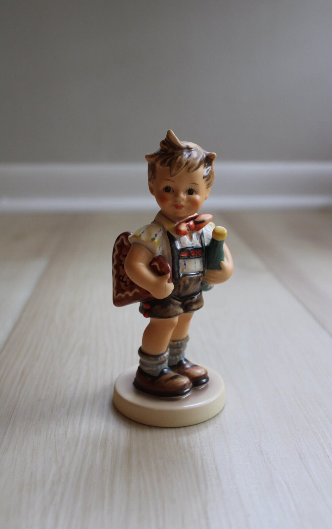 Hummel Goebel Collectors Club Valentine Joy Figurine | #399 | Special ...