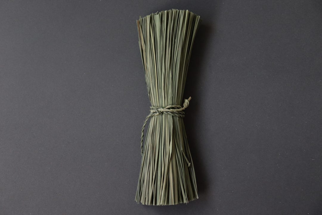 Natural Igusa Shimenawa Base (28cm) | Japanese Wreath Base for DIY ...