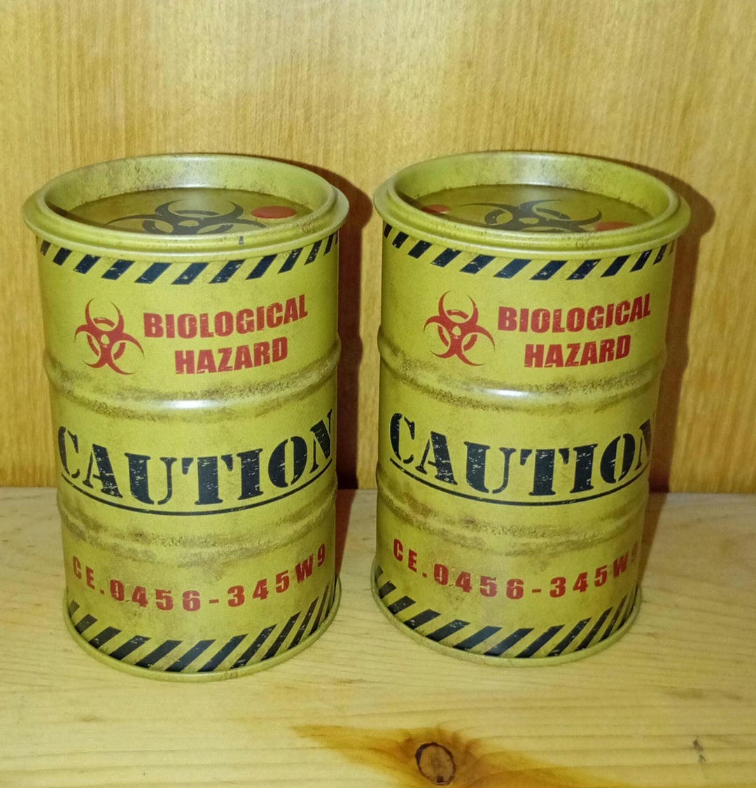 1/12 Scale Biological Hazard Caution Yellow Bucket Diorama Action ...