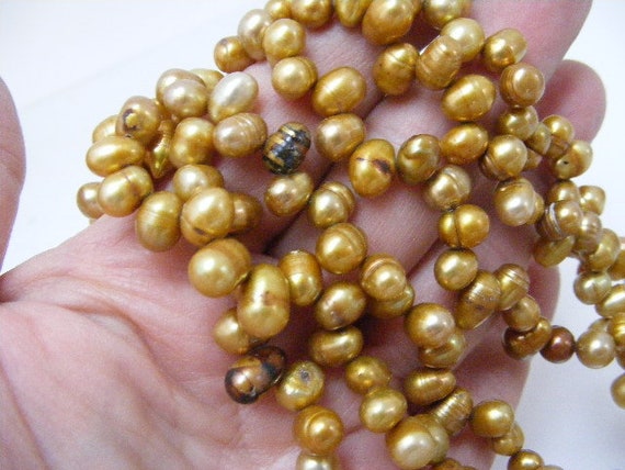 Vintage Three Strand Golden Potato Pearl Necklace Cho… - Gem