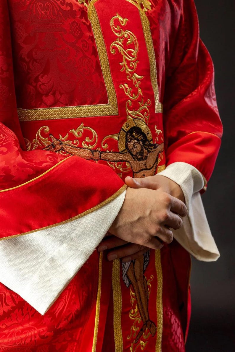 Red Priest Chasuble Embroidered Crucifixion Jesus Christ Liturgical ...