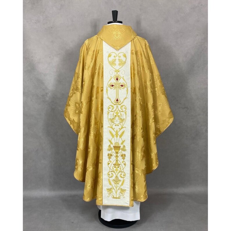 Resurrection Jesus Chasuble – Embroidered Gold Easter Vestment, Gothic ...