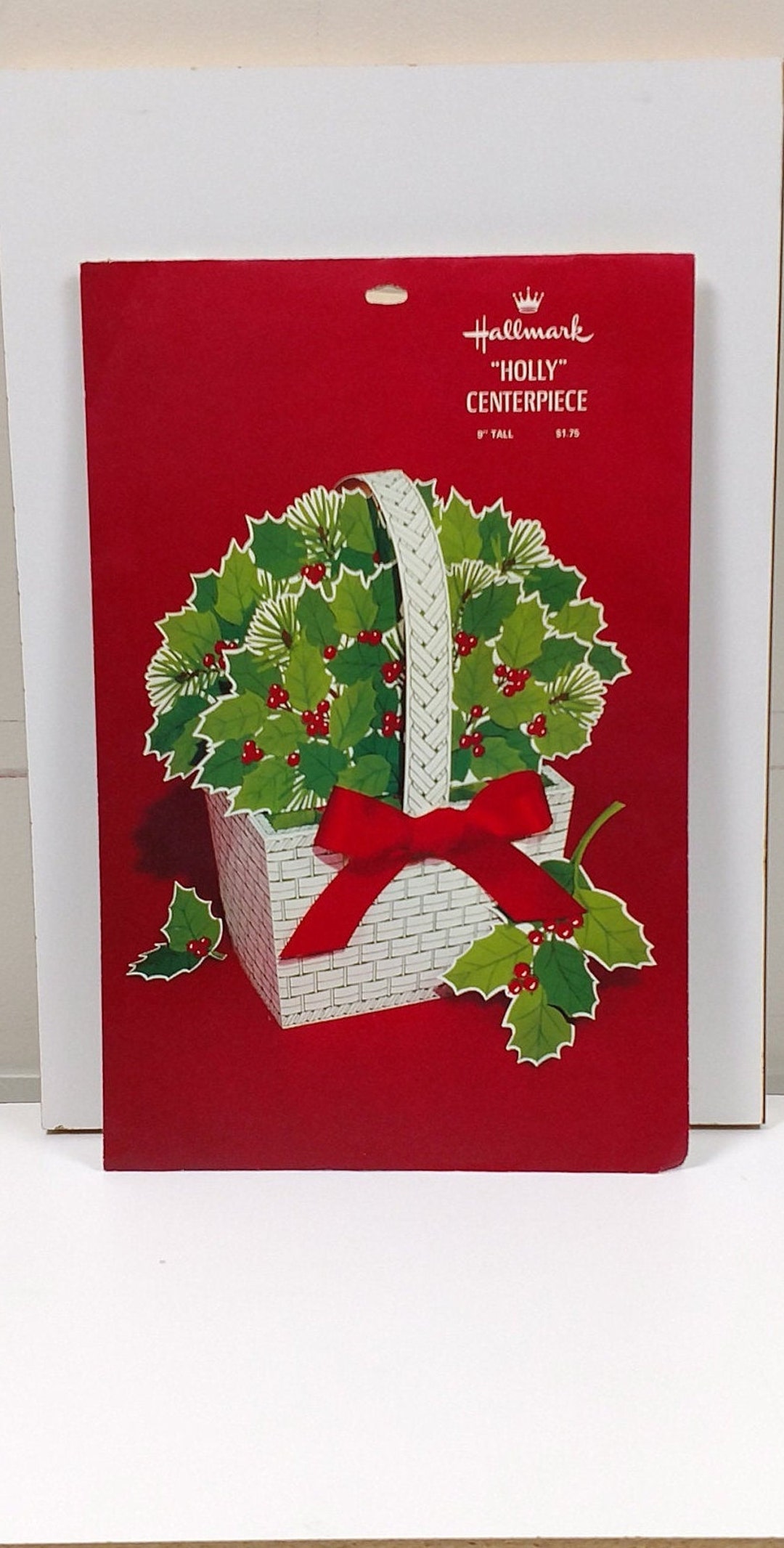 Vintage Hallmark Christmas Tabletop Centerpiece Basket Holly Display ...