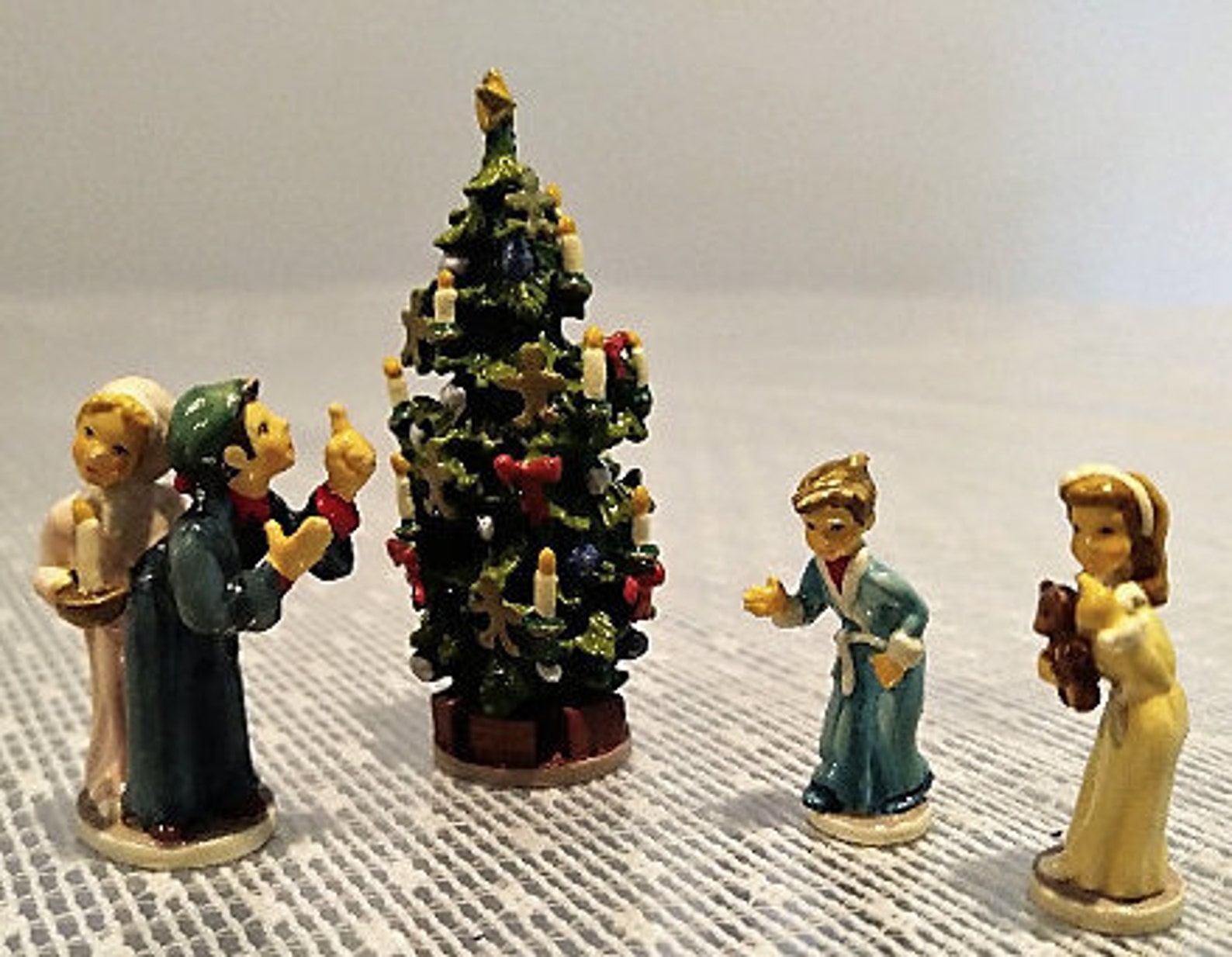 Robert Olszewski Goebel Complete Set of 6 Figurines " up to the House ...