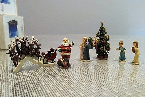 Robert Olszewski Goebel Complete Set of 6 Figurines " up to the House ...